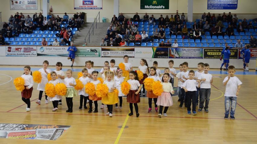 NOOL - A legfontosabb a jótékonyság