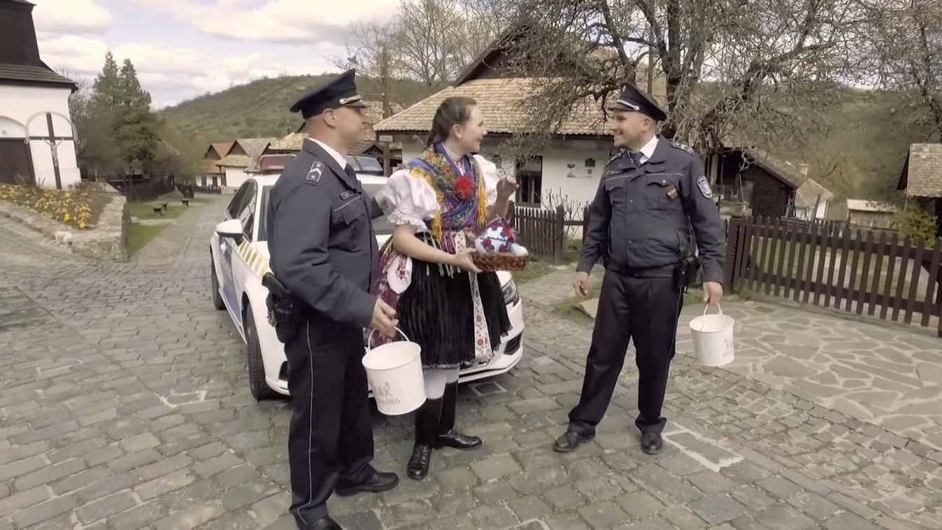 NOOL - A látszat csal: megúszta víz nélkül a hollókői menyecske (videó)