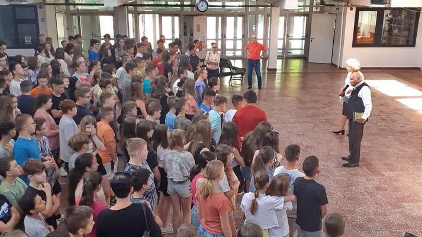 Gróf Teleki Pál által szerkesztett történelmi térképet adományoztak a ...