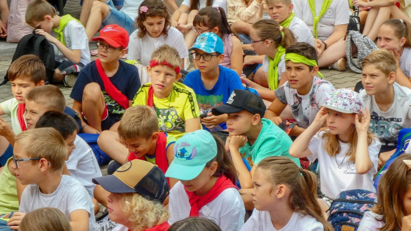 Több száz gyermekkel élesztették fel a csodát a gyarmati táborban (fotók)