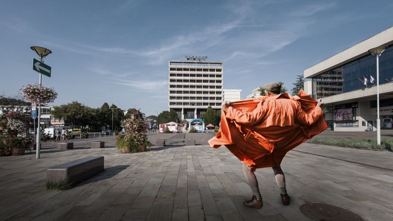 Szatír járja Salgótarjánt?