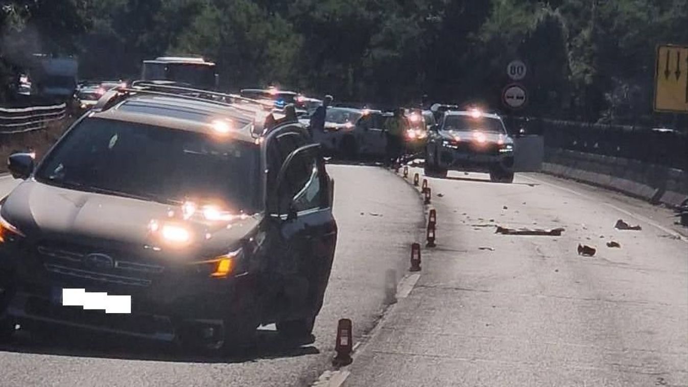 Útinform: Baleset bénítja az M3-ast Gödöllőnél, 5 km-es torlódás alakult ki