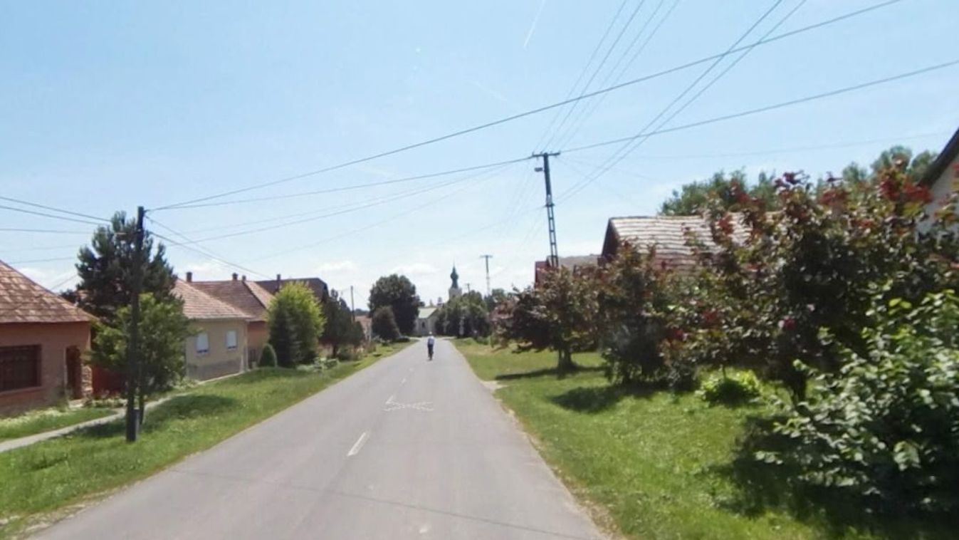 Falufa Nógrádban: csak elvétve látni ilyen tárgyat az országban