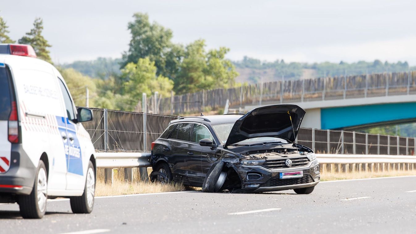 Útinform: türelemjáték a 21-esen és az M3-ason is