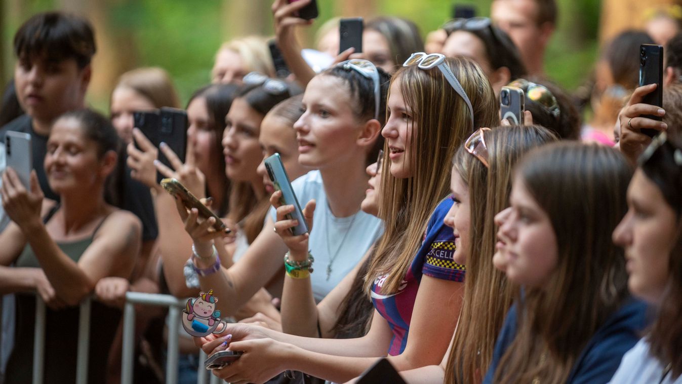 Bangó Margit Salgótarjánban először csap hatalmas bulit