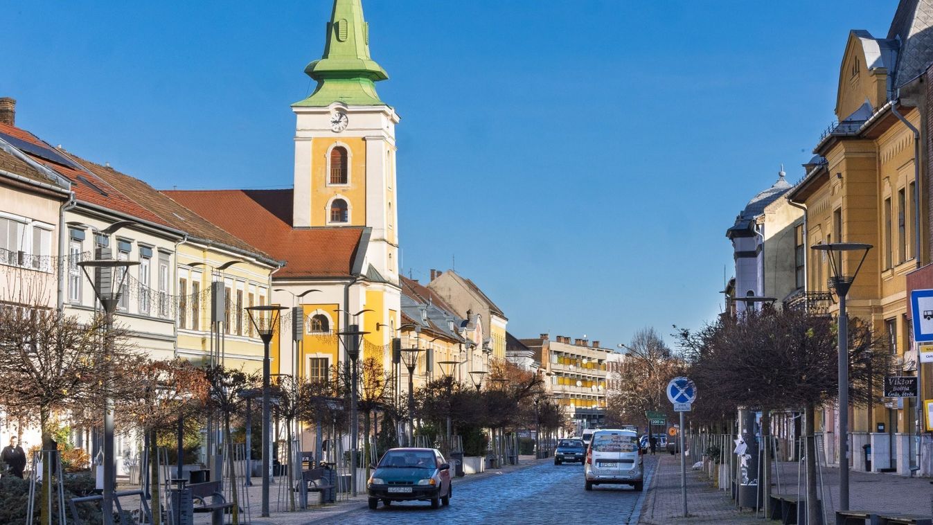 Útlezárás nehezíti a közlekedést Balassagyarmaton