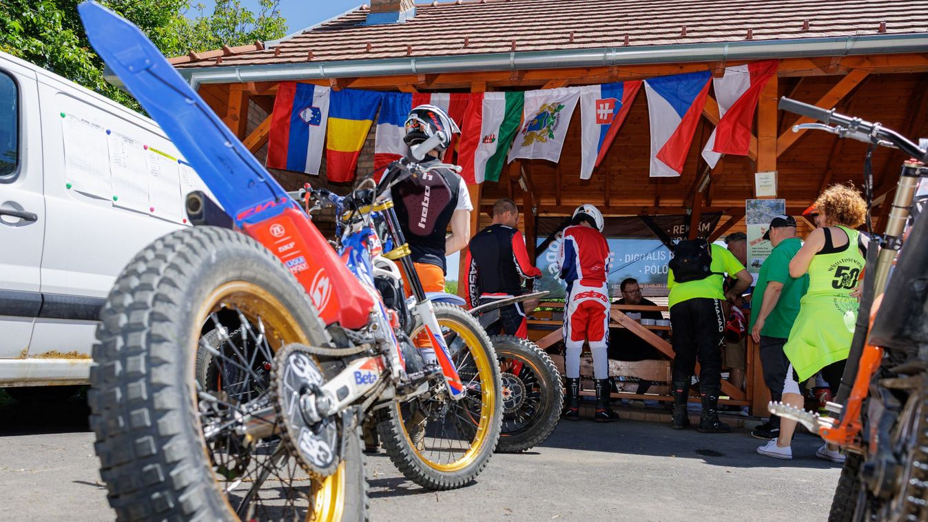 Őrült motorozás a falunapon, erről sokáig beszélni fognak!